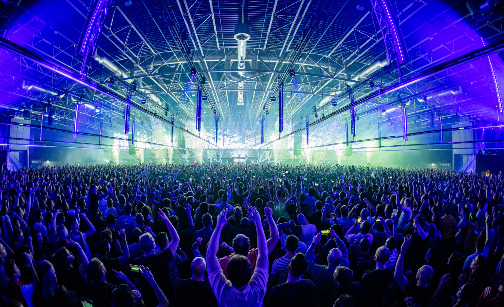 Voor het organiseren van het grootste trance-evenement ter wereld is ...